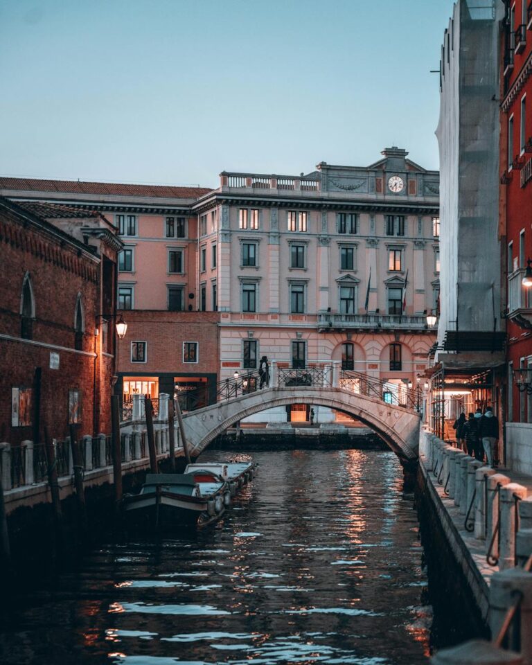 Nighttime Magic: 15 Cities You MUST See After Dark and Why